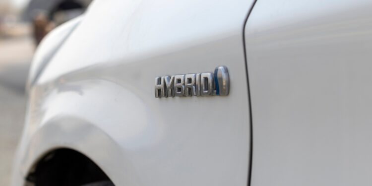 Automakers shift back from EVs to hybrids - CEO North America
