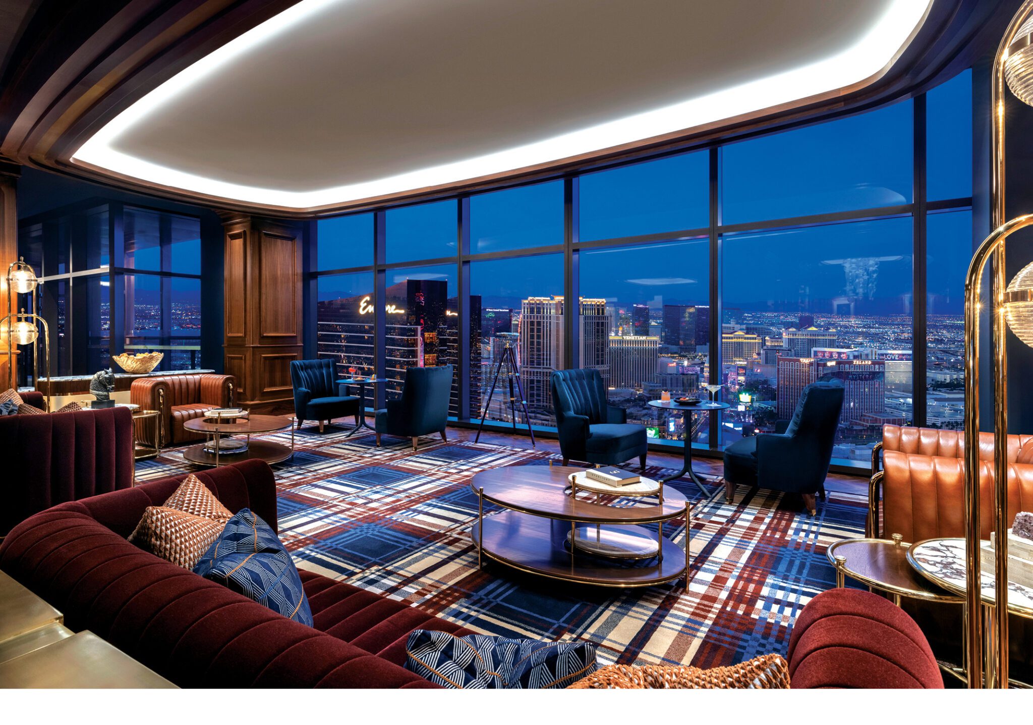 Alex Dixon shows CEO NA Magazine how Resorts World Las Vegas is going ...
