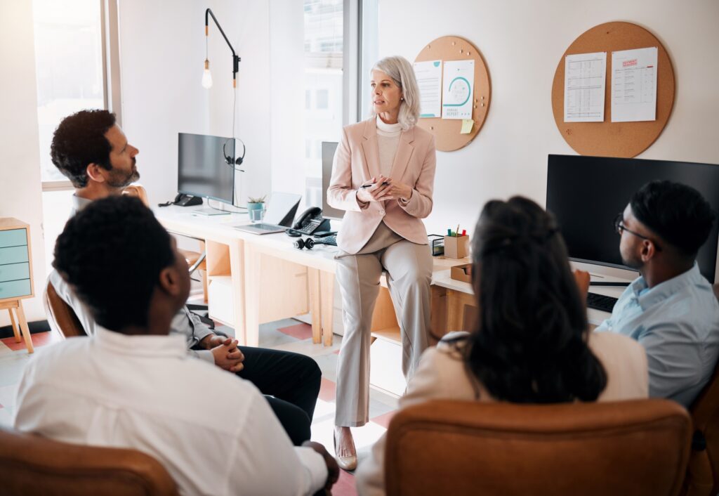Span of Control: What's the Optimal Team Size for Managers? - CEO NA ...